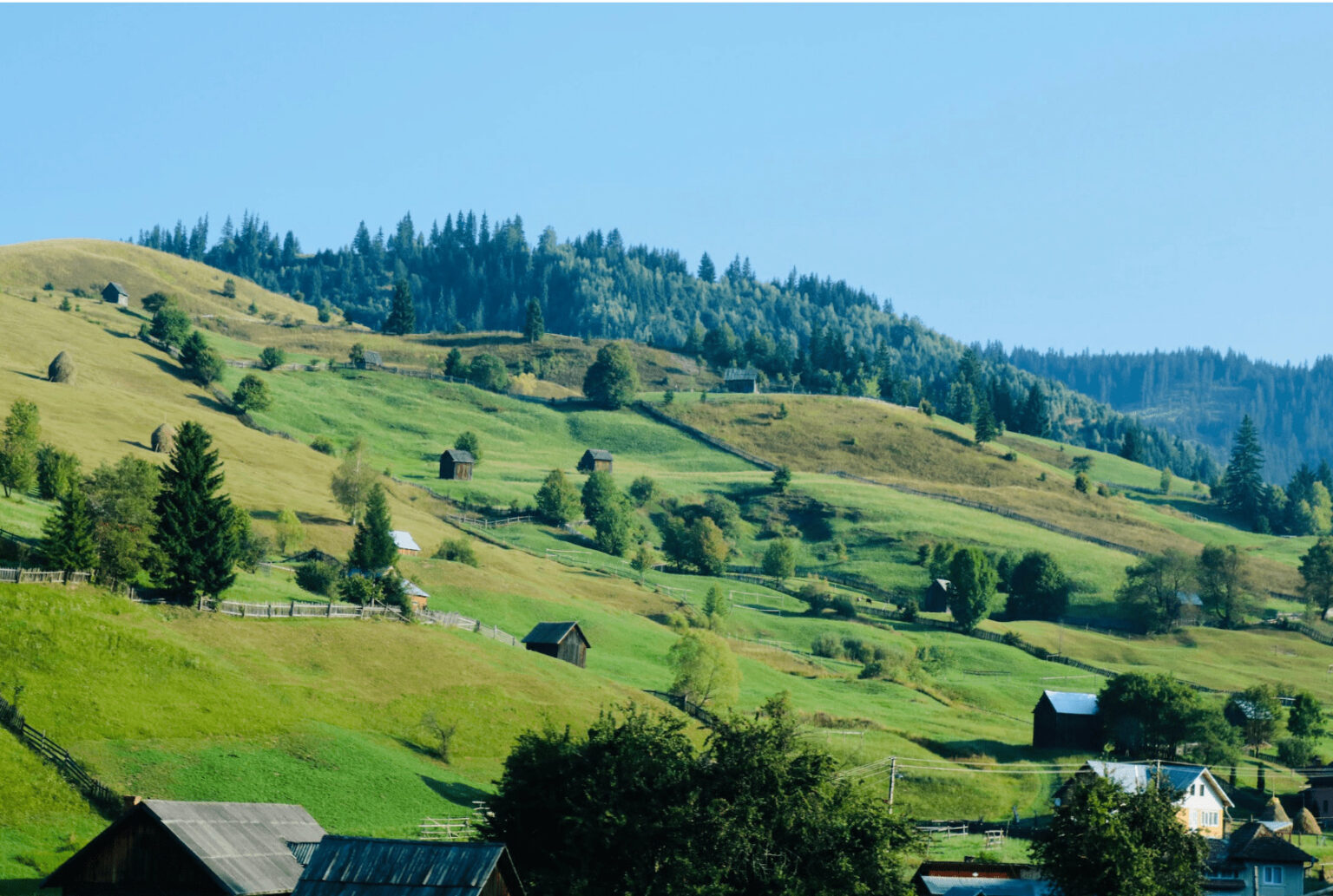 Knock Down Rebuild on a Sloping Block - The Pros & Cons